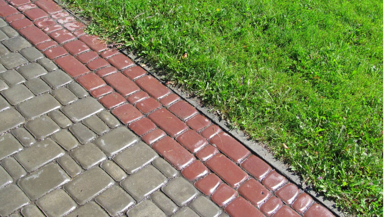 Ultimate Guide To How To Lay Paving Slabs On Grass - CM Concrete ...